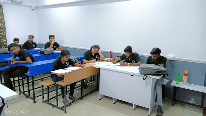 Physics Wallah Kanpur: Fees 2025, Contact Number, Reviews, Courses